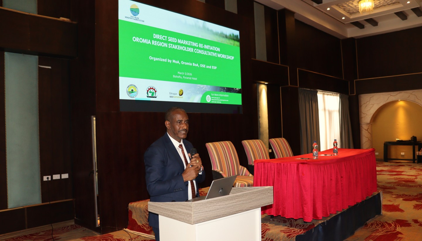 Stakeholders discuss strategies to reinitiate Direct Seed Marketing in ...